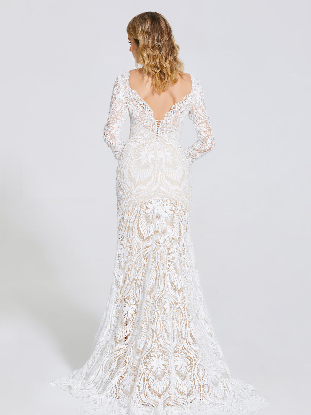 June Elegant Long Sleeves Lace Wedding Dresses
